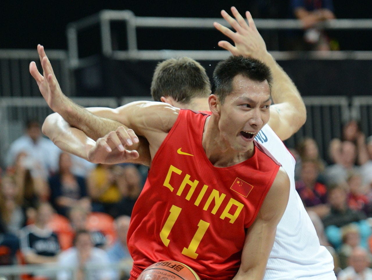 Lakers News: L.A. Officially Signs Yi Jianlian To Contract