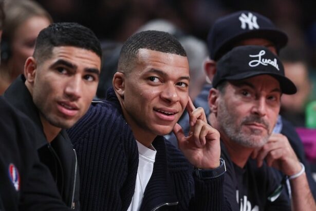 Lakers Video: French Soccer Star Kylian Mbappé Puts LeBron James On ...