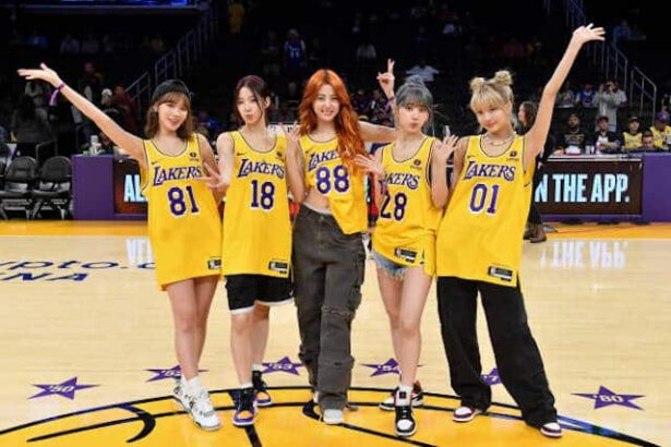 Lakers Video: Magic Johnson Meets LE SSERAFIM Before Game Against Clippers