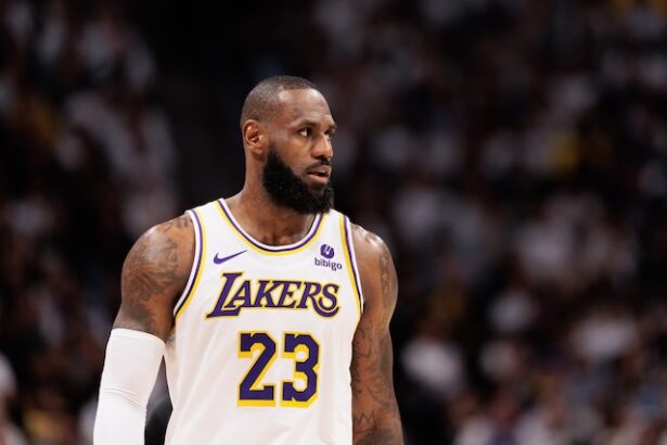 Lakers News: LeBron James Gives Insight Into What New Netflix ...