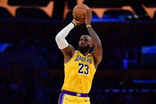 Lakers News: LeBron James Details Giving Up Alcohol & Sweets For 2 Months