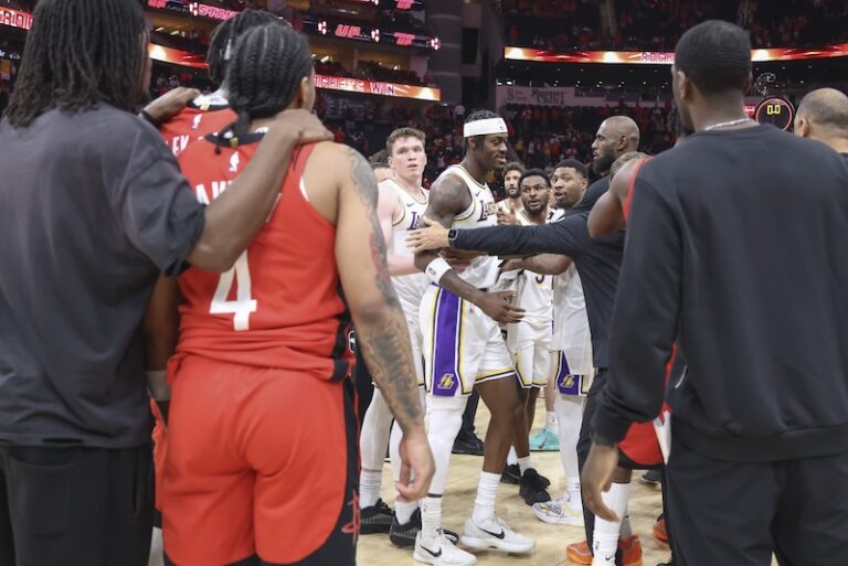 Marcus Smart gives dismissive answer when asked about Rockets' taunts