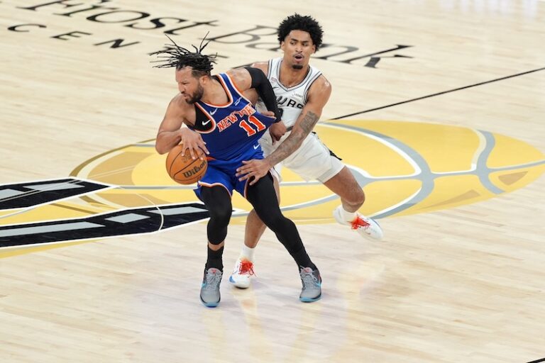 Knicks Join 2001 Lakers In NBA Playoff History